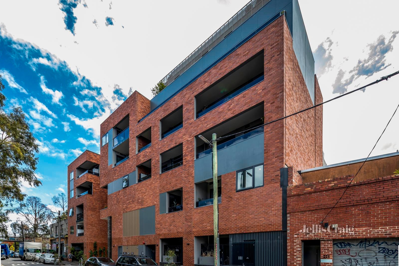 Pace of Abbotsford - Form Brick | Brick Inlay Facade Solutions